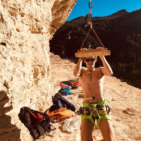 Rencontre avec Loïc ZEHANI jeune prodige de l’escalade française ...
